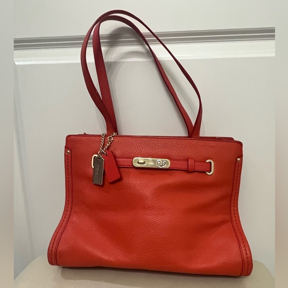 Coach | Bags | Coach Womens Polished Pebble Leather Small Swagger ...